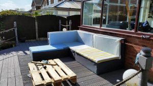 DIY Pallet Upholstered Sectional Sofa : Tutorial - Easy Pallet Ideas