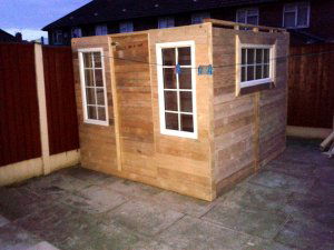 Build a Pallet Cabin - Easy Pallet Ideas